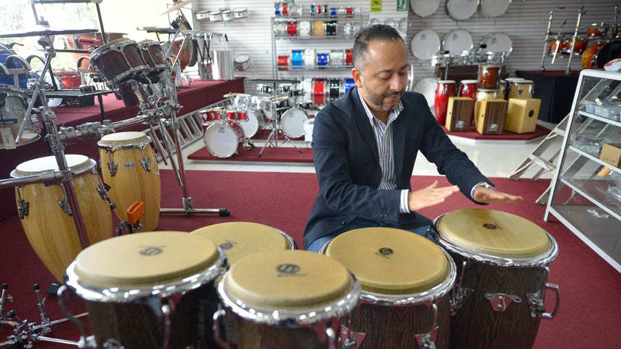 Pedro Llanes vive sus retos al ritmo de la conga y de la velocidad ...