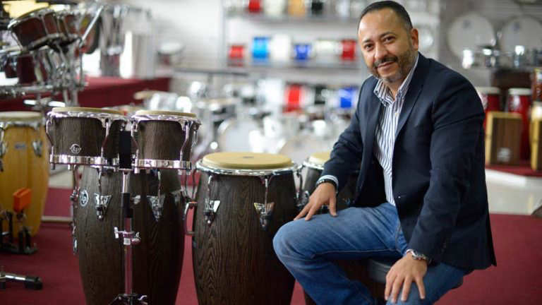 Pedro Llanes vive sus retos al ritmo de la conga y de la velocidad ...