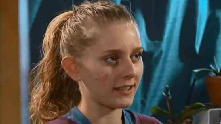 Los recuerdos de Caitlin se borran cada noche mientras duerme a causa ...