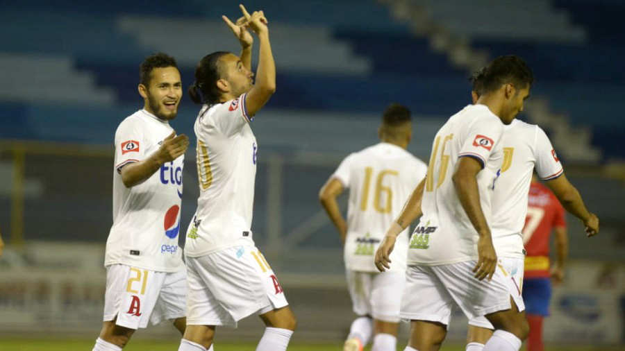 Alianza FC comenzó con el pie derecho en la Copa Premier ...