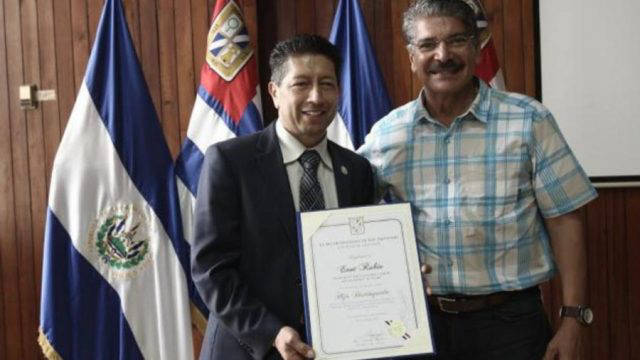 Enot Rubio, el salvadoreño radicado en Estados Unidos que rompe ...