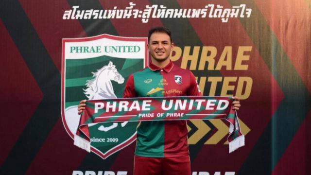 Denis Pineda y Léster Blanco lucen sus nuevos colores en el fútbol ...