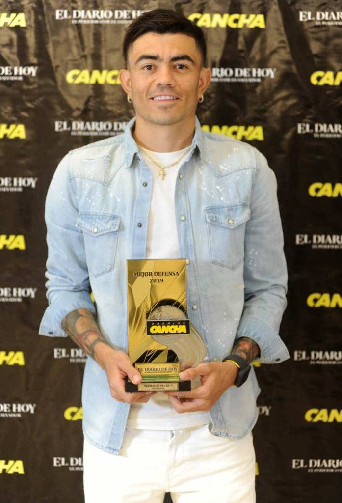 La promesa que quiere cumplir Iván Mancía, zaguero de la Selecta al ...