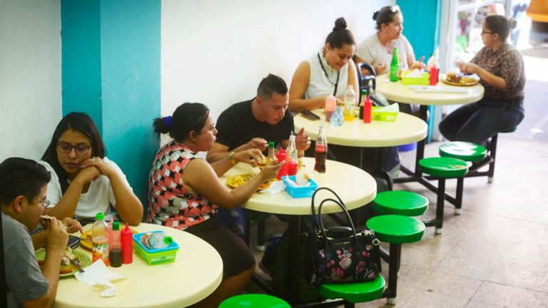 Pollo Bonanza renueva instalaciones después de 45 años de fundación ...