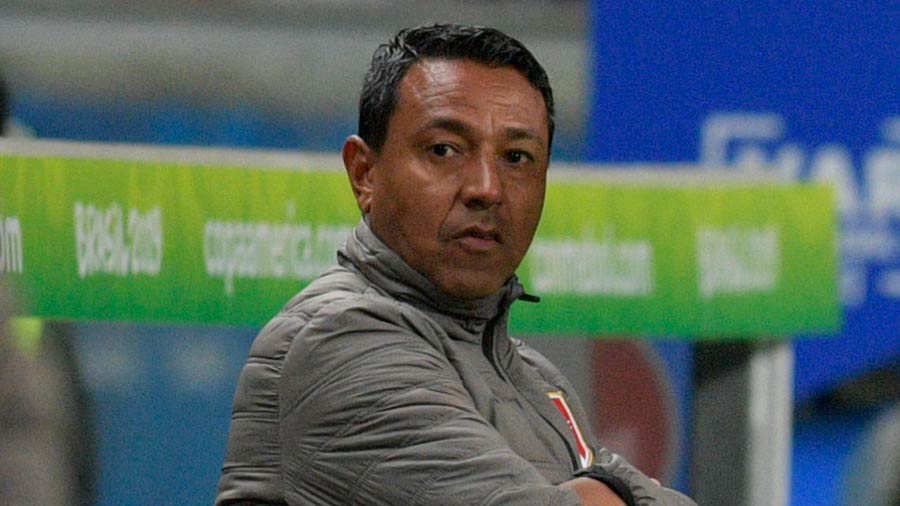 Escándalo en Perú: detuvieron a exjugador Norberto Solano tras una fiesta en plena cuarentena ...