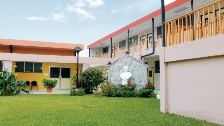 Universidad Don Bosco responde a los desafíos de un nuevo ciclo social ...