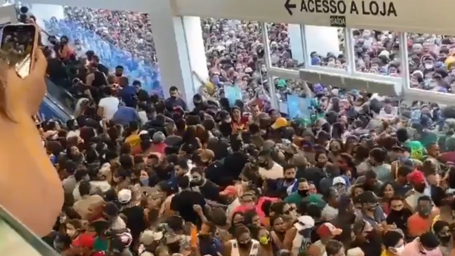 Impactantes imágenes: Escándalo en Brasil por aglomeración de personas ...