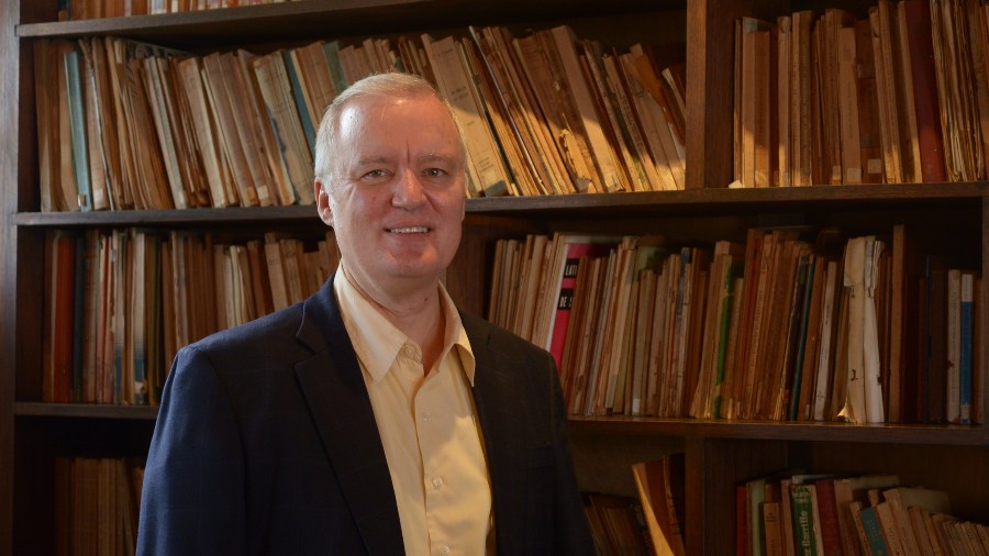 Alex Kravetz: “No podemos permitir que (Bukele) ponga en riesgo lo que ...