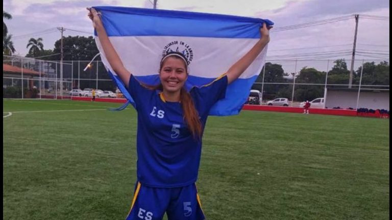 El sueño de vida de la futbolista salvadoreña Tatiana Mangandi en los ...