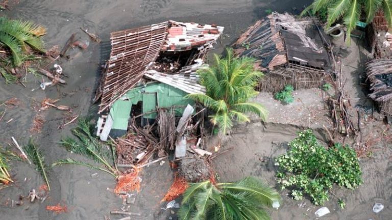 Impactantes imágenes del paso del huracán Mitch por El Salvador hace 25 ...