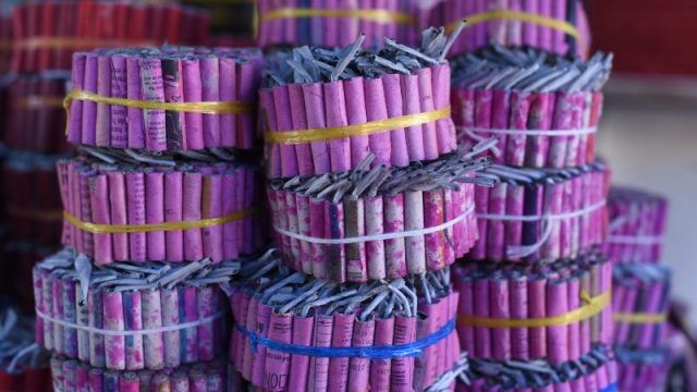 Salvadoreños recuerdan cuando salían a las calles a recoger “cuetes” el ...