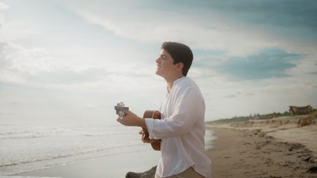 Conoce sobre Javi Mendoza, la nueva promesa del pop latino en El ...