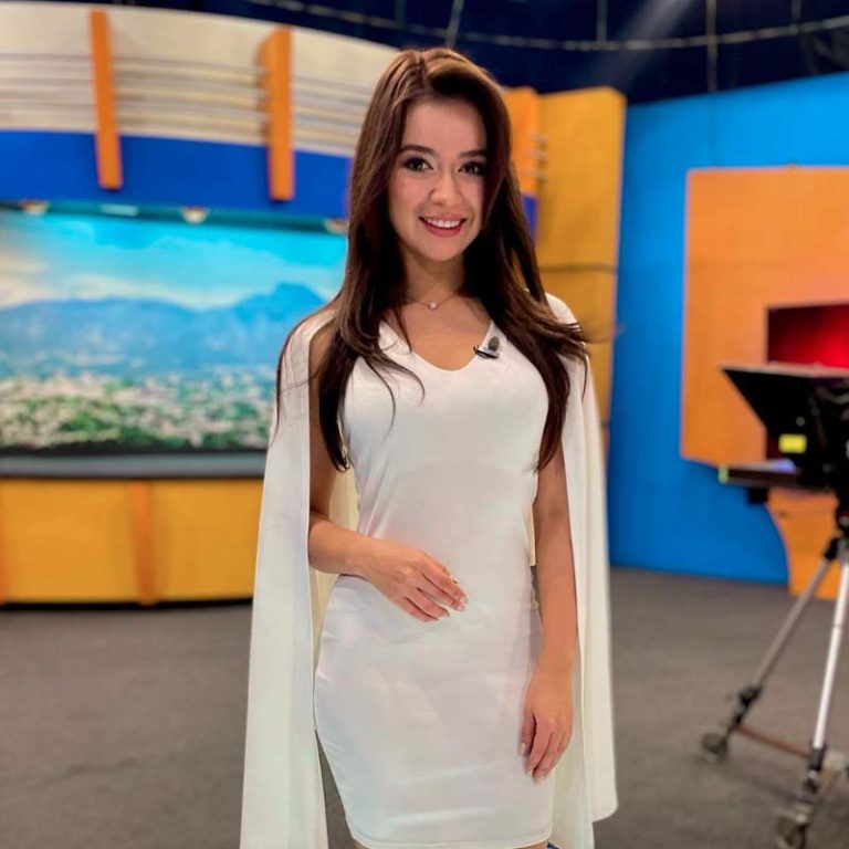 "Veo noticias por ti": María José Ulloa, presentadora de 4 Visión ...