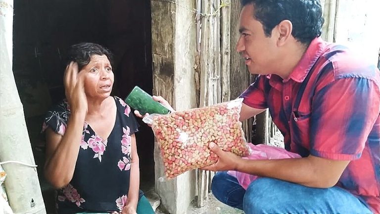 Doña Leticia, el fenómeno viral de TikTok, es desenmascarada