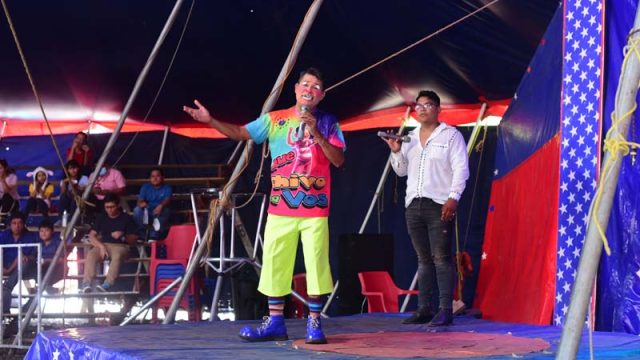 ¡Qué chivo va vos! "Cocolito" invita a su circo en "Sivarland ...