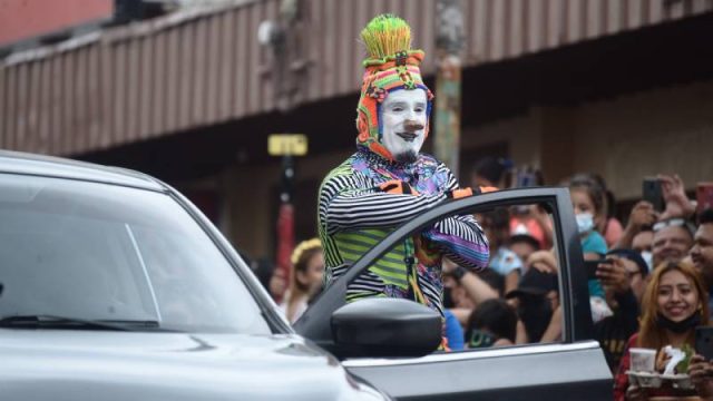 FOTOS: Karcocha emocionó a cientos de salvadoreños en el Centro ...