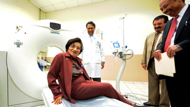 Imágenes de la trayectoria de la doctora María Isabel Rodríguez en el ...