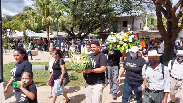 Restos 16 víctimas de El Mozote fueron entregadas a familia - Noticias ...
