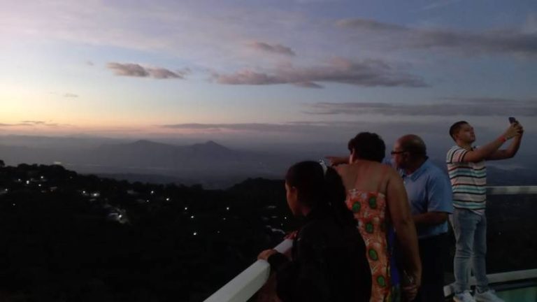 FOTOS: Conoce el mirador de cristal, nuevo lugar turístico de Alegría ...