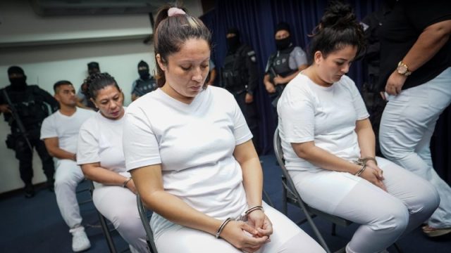 Seis hombres y tres mujeres son acusados de ser cómplices de homicidio ...