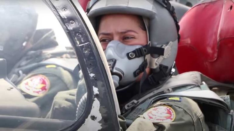 Así despidieron a la piloto María Elena Mendoza Quan, fallecida en ...