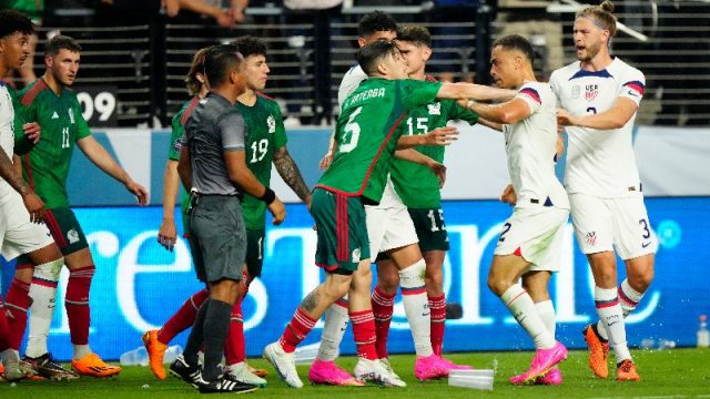 Volvieron a la carga contra el salvadoreño Iván Barton - Noticias de El ...