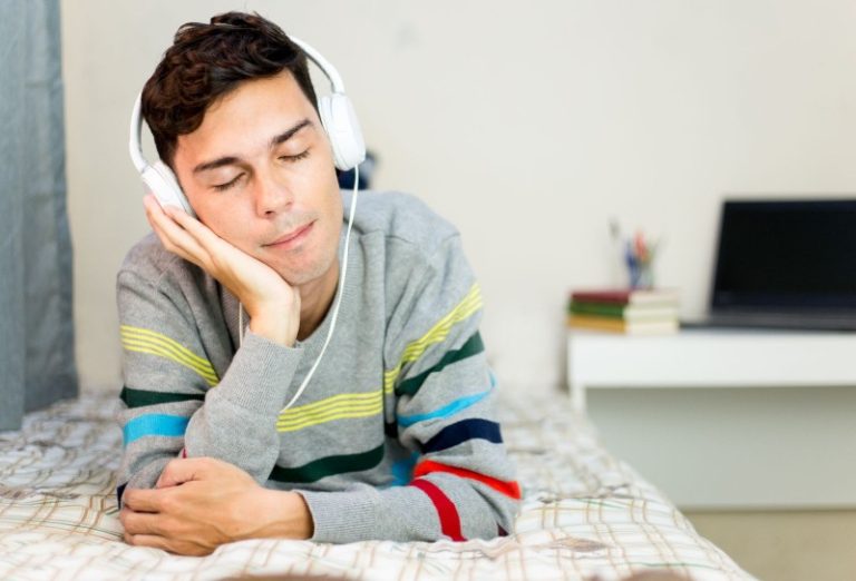 ¿Qué es el ASMR y por qué se ha vuelto una tendencia en redes sociales ...