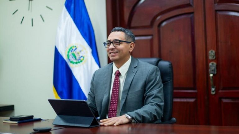 Elevada deuda del gobierno aumenta riesgo a los bancos - Noticias de El ...