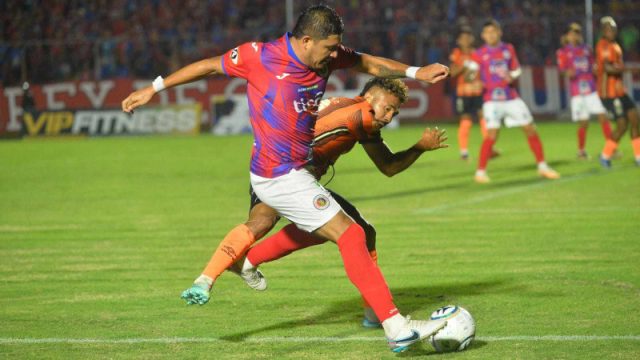 FAS domina la serie reciente ante Águila en cancha neutral - Noticias ...