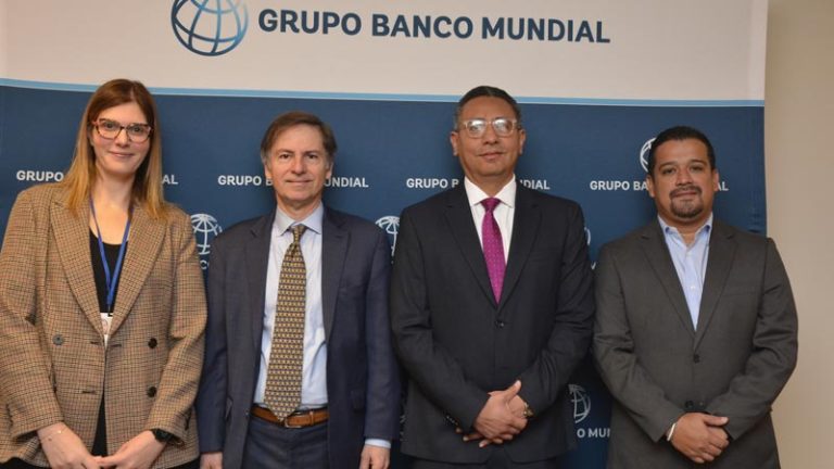 Sara Hanna viaja con delegación de Hacienda a Banco Mundial - Noticias ...