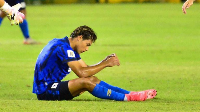 Francis Castillo debutó con la Azul mayor - Noticias de El Salvador