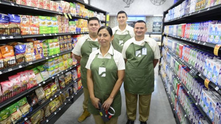 Súper Selectos has opened its 114th store in San Miguel