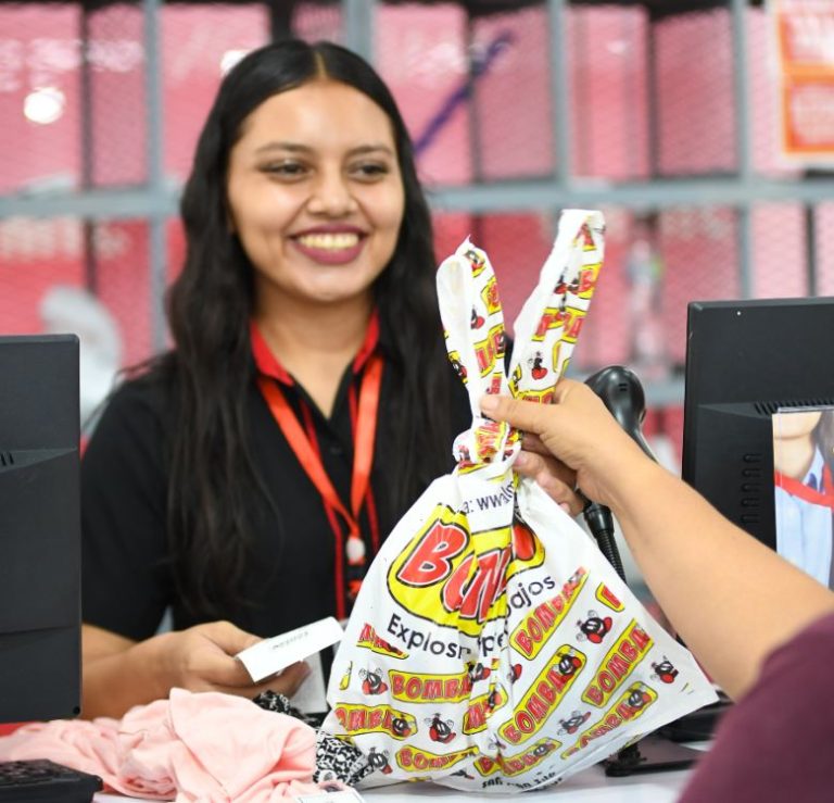 Almacenes Bomba inaugura su tienda en Plaza Mundo, Usulután - Noticias de El Salvador