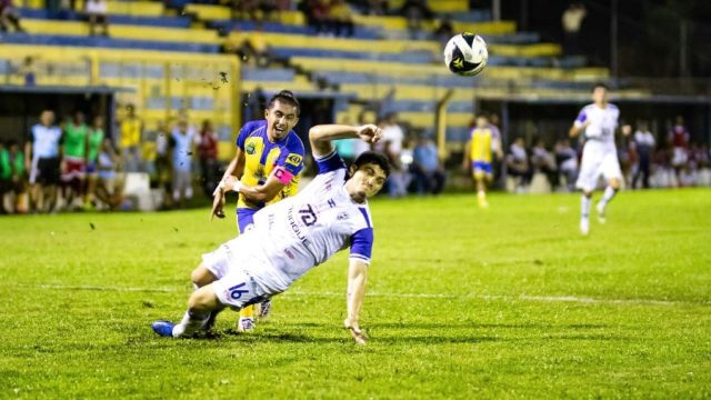 Póker cuchero ante un Fuerte desconocido - Noticias de El Salvador