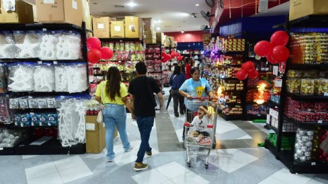El Bazar Muralla China abrió sus puertas en el excine Reforma ...