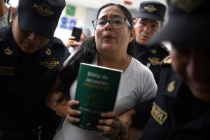 Unión Internacional de Abogados exige liberar a Anaya y López - Noticias de El Salvador