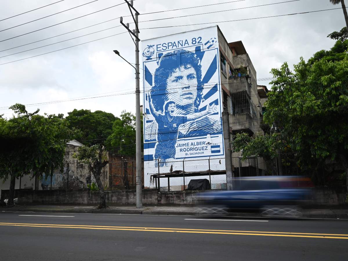 Un mural para la eternidad: Jaime “La Chelona” Rodríguez inmortalizado ...