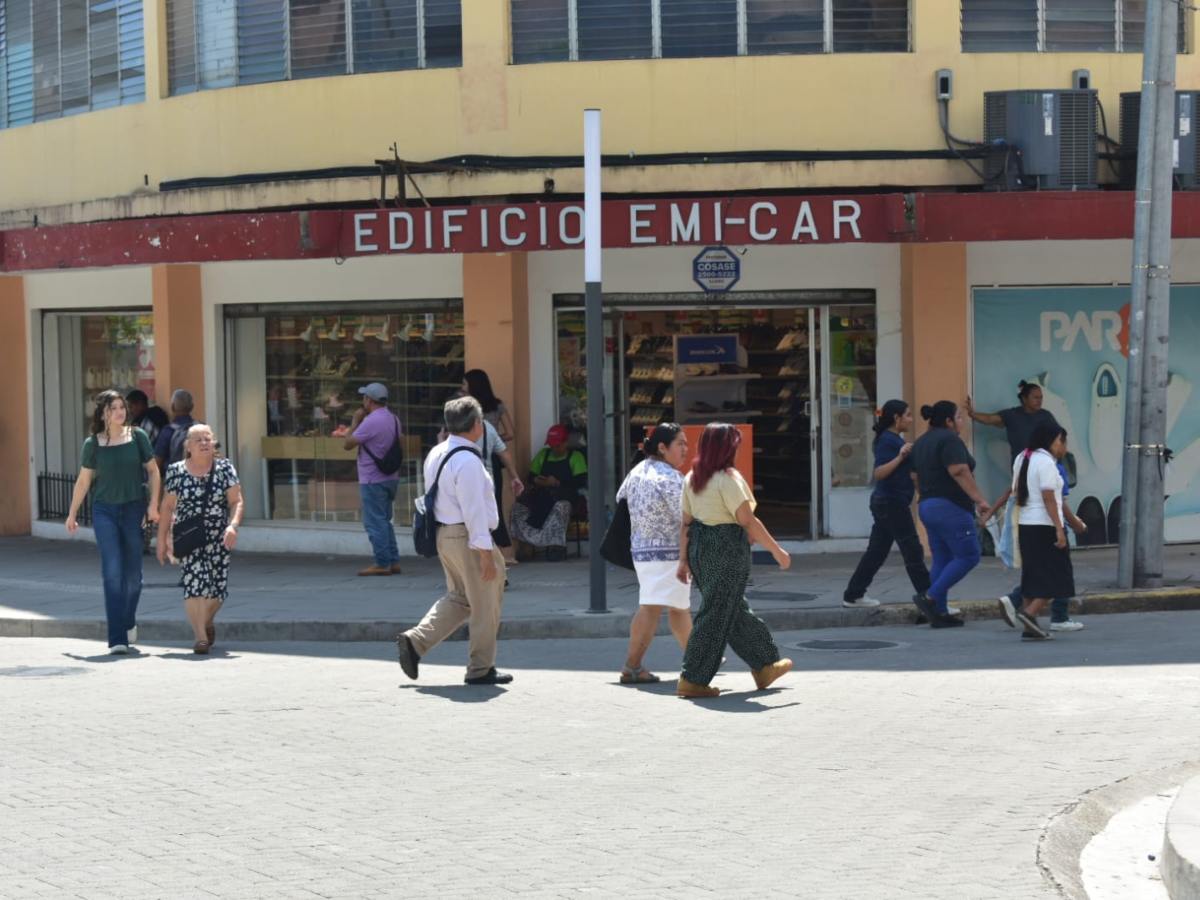 Centro Histórico: normas para colocar rótulos sin sanciones - Noticias ...