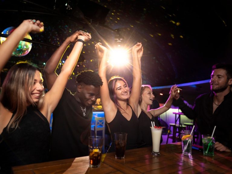 Friend Zone Party: el plan ideal con amigos en Puerta del Diablo