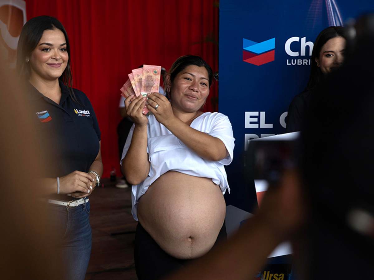 "La Madre Panza", el peculiar concurso en Nicaragua